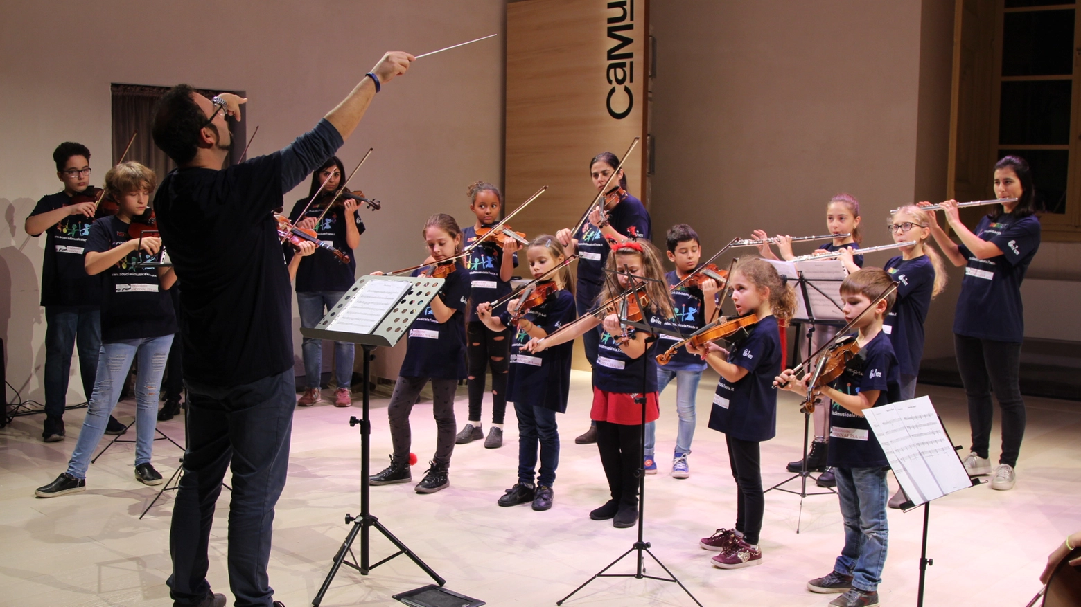 Riprendono le lezioni in presenza dell’Orchestra Sociale gratuita de Le ... Riprendono le lezioni in presenza dell’Orchestra Sociale gratuita de Le ...