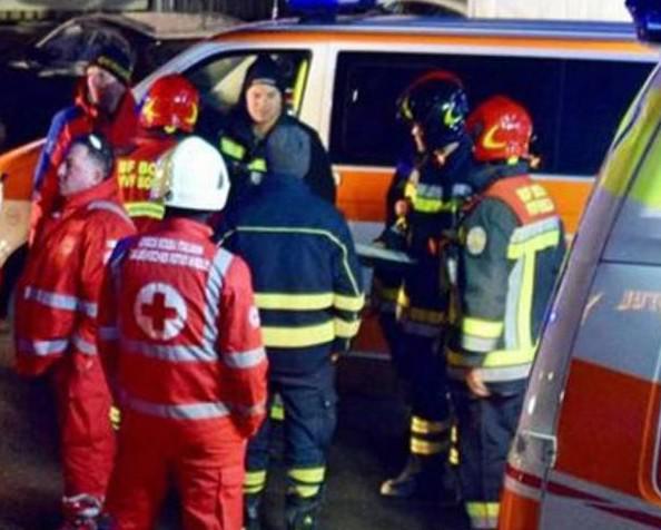 Tragedia sul lavoro Cade da un ponteggio nel cantiere edile Trovato ... Tragedia sul lavoro Cade da un ponteggio nel cantiere edile Trovato ...