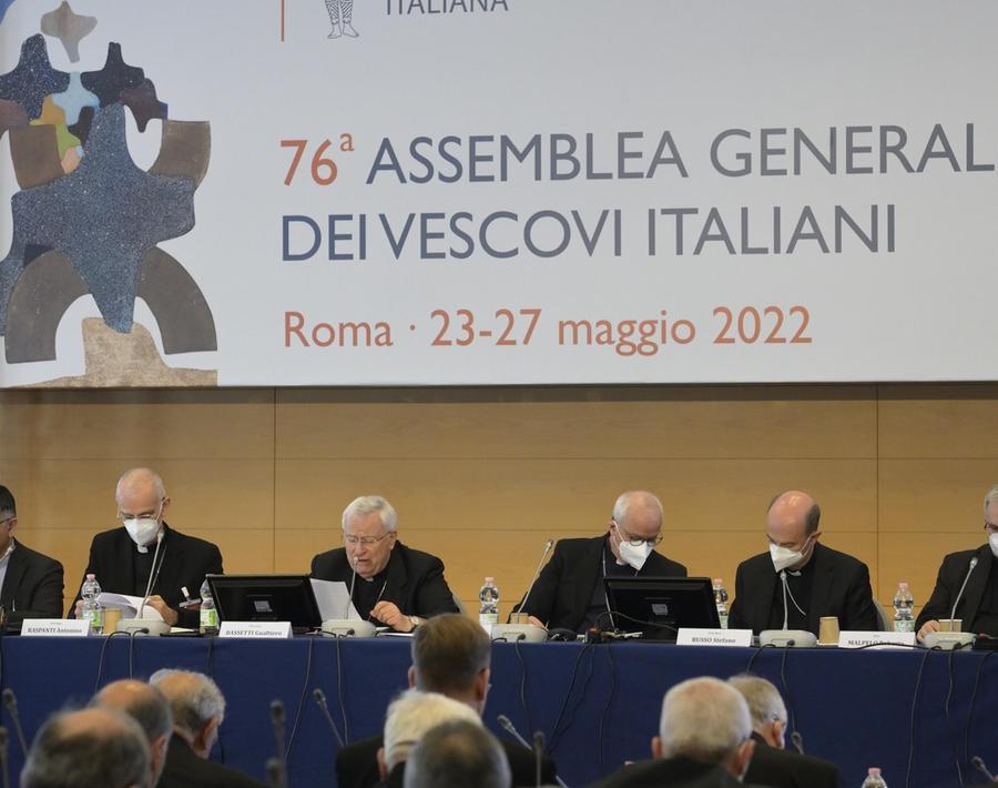 Presidenza Cei, la nomina lampo del Papa Il cardinale Zuppi conquista i ... Presidenza Cei, la nomina lampo del Papa Il cardinale Zuppi conquista i ...