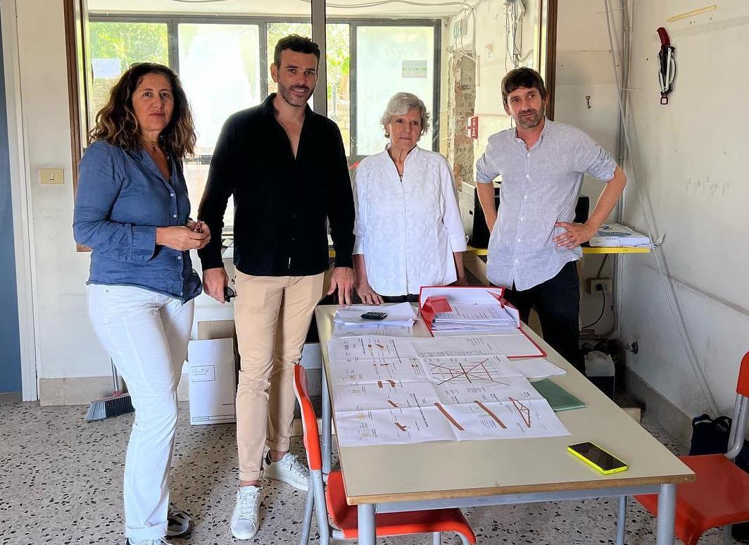 Scuola, proseguono i cantieri Tempi più lunghi per la primaria Scuola, proseguono i cantieri Tempi più lunghi per la primaria