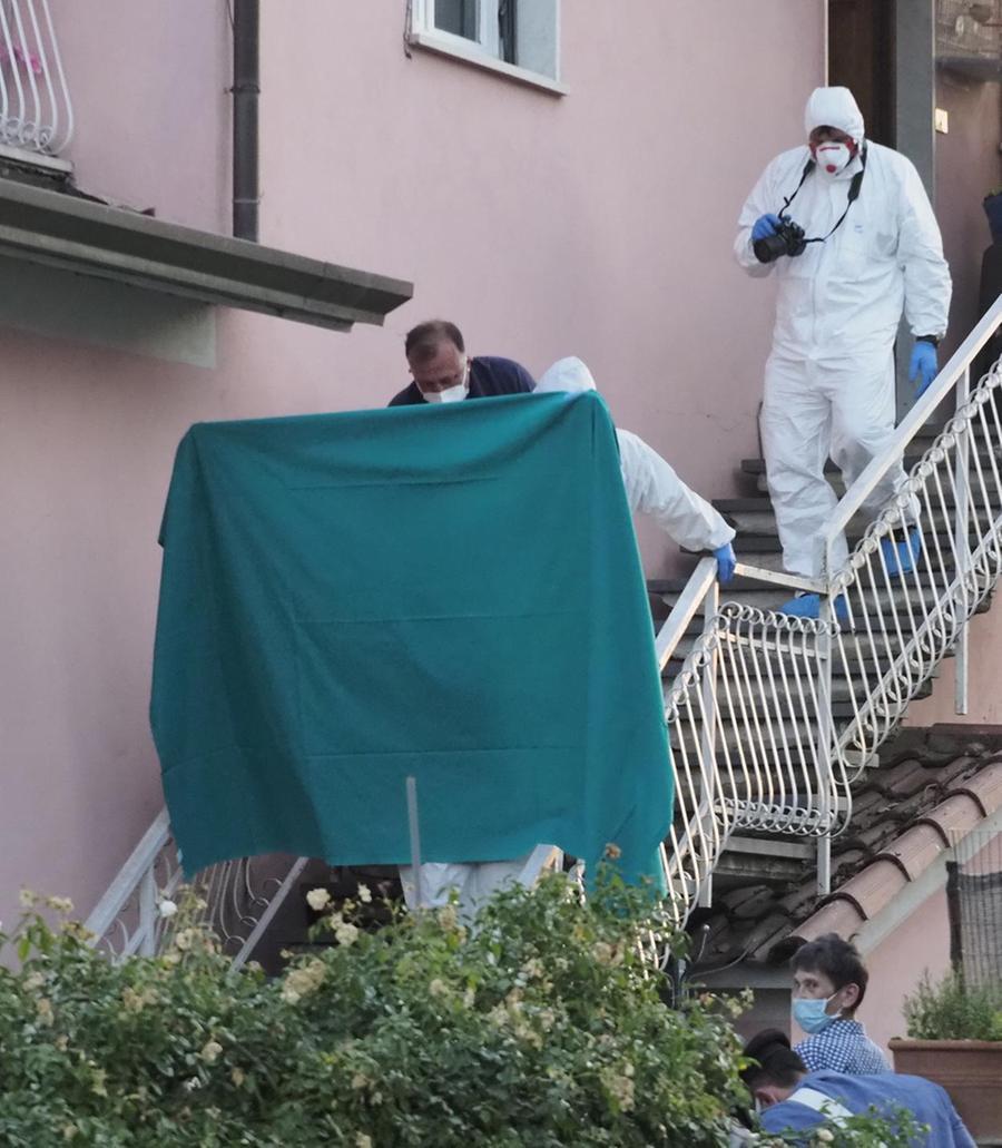 Uccise la moglie a coltellate: ergastolo Uccise la moglie a coltellate: ergastolo