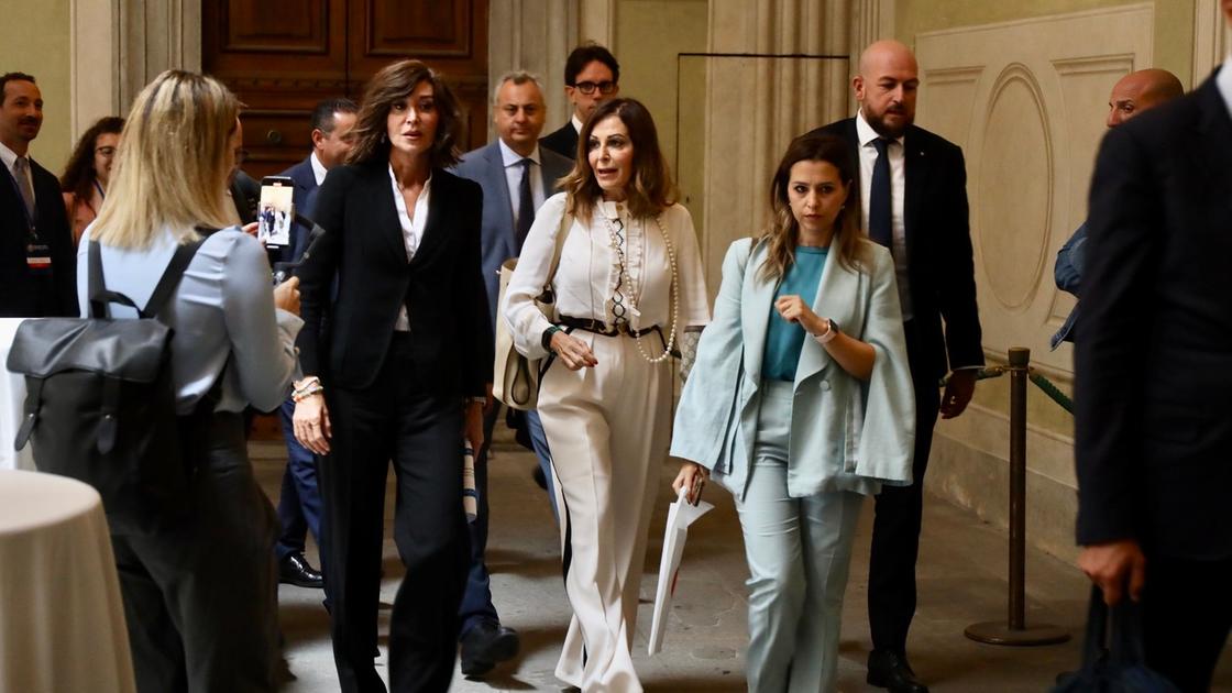 Tajani a Firenze per gli Stati generali della diplomazia culturale Tajani a Firenze per gli Stati generali della diplomazia culturale