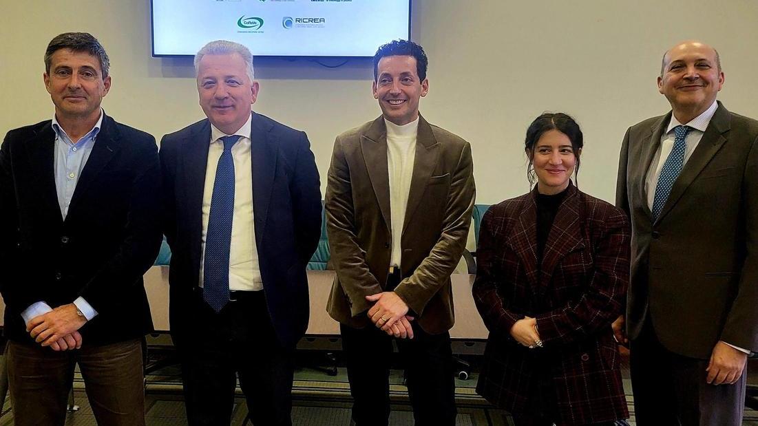 Fare bene la raccolta differenziata. Parte il progetto nelle scuole Fare bene la raccolta differenziata. Parte il progetto nelle scuole