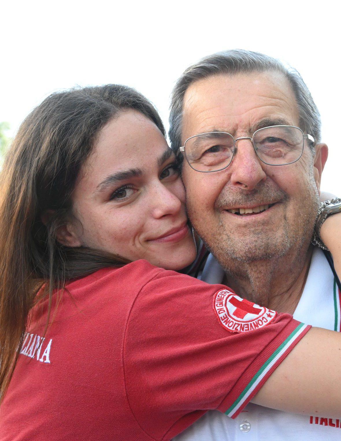 Croce Rossa, il gran giorno è arrivato Esplode la festa per la nuova sede Croce Rossa, il gran giorno è arrivato Esplode la festa per la nuova sede