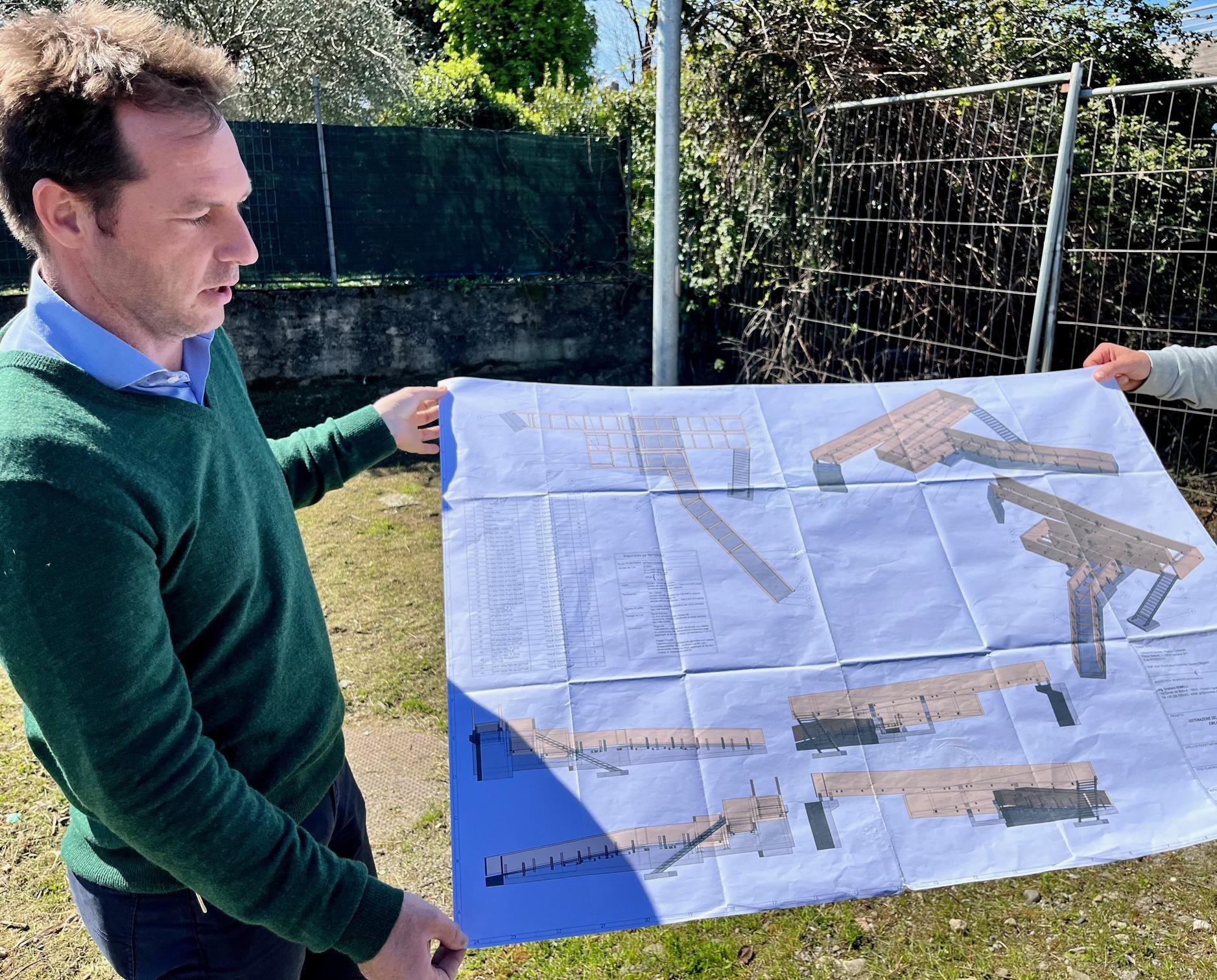 La passerella pedonale sarà di nuovo agibile entro il 26 luglio La passerella pedonale sarà di nuovo agibile entro il 26 luglio