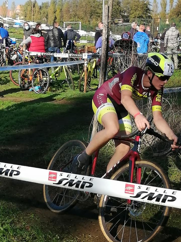 Ciclocross Ottanta Concorrenti Al Trofeo Cittadella Dello Sport A Cinquale
