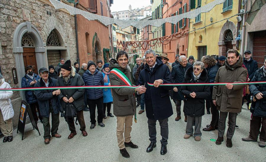 Corso Bersaglieri, ecco la nuova pavimentazione Corso Bersaglieri, ecco la nuova pavimentazione