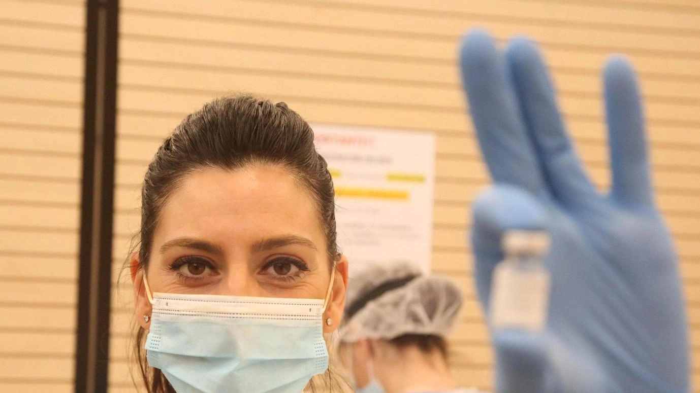 Covid e influenza, i giorni più duri. Il picco dei contagi dopo le ...
