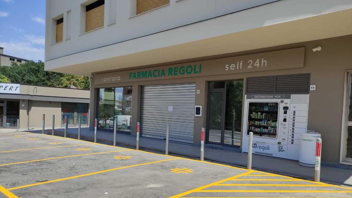 Farmacia Regoli la svolta Aperta la nuova sede Farmacia Regoli la svolta Aperta la nuova sede